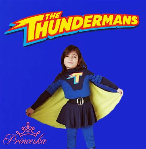 Костюм Фиби от Тъндърмен срещу Тъндърмен Богини