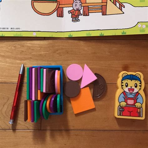 巧連智小小班 巧虎幼幼版 彩色形狀建築師遊戲圖 顔色形狀拼圖 蝦皮購物