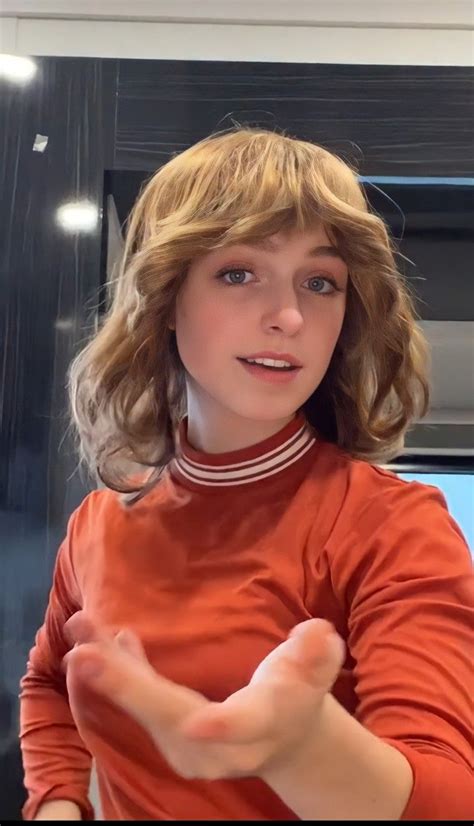 Mckenna Grace Atrizes Modelos Marco Ant Nio