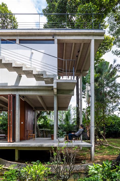 Sanuki Daisuke Architects Completed A Flood Resilient Floating House Enveloped By Natural