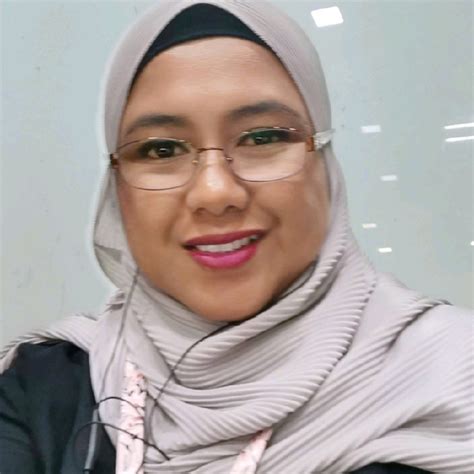Fazlina Jamal Ahmar Senior Executive Human Resource Sime Darby