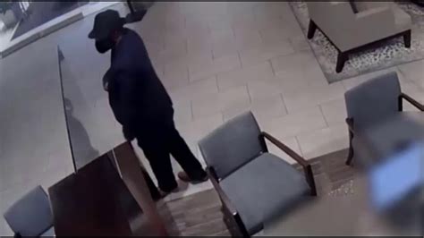 Houston Man Police Say Sharp Dressed Man Caught On Camera Robbing