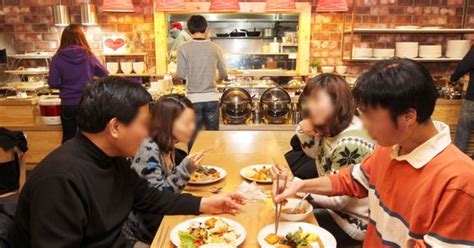 회식 괜찮은데…직장인 2명 중 1명 긍정적 이유 물으니