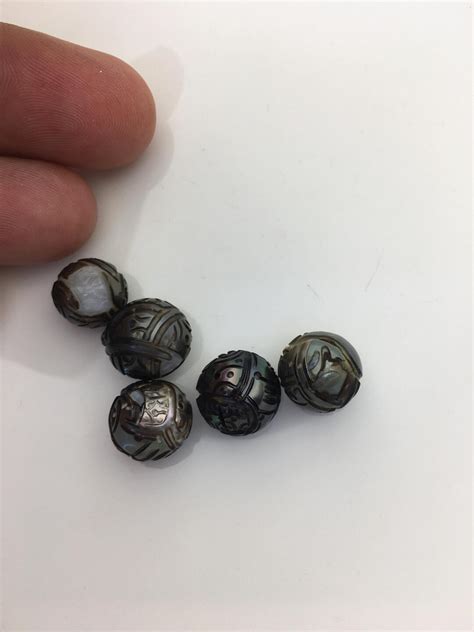 5pcs A 10 13mm Black Near Round Carved Tahitian Pearl Hand Carved