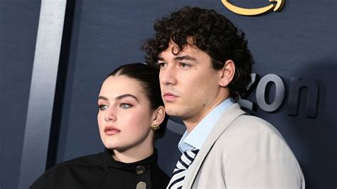 Off Campus Star Ella Bright 19 Defends Surprising Age Gap With On
