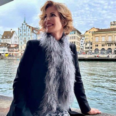 Stylish Haircuts For Women Over Hairaide