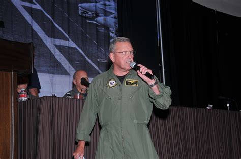 Fullscreen Page Tailhook Association