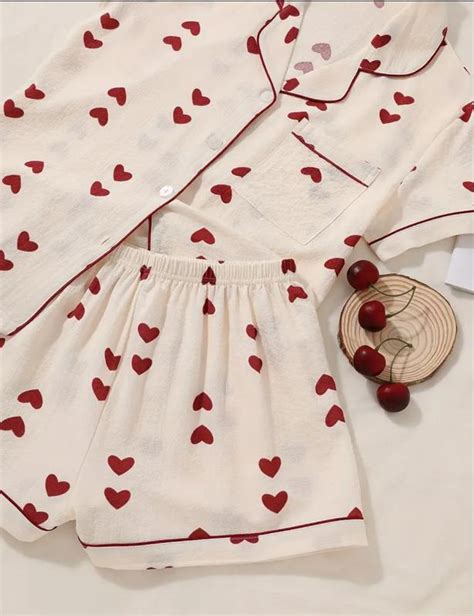 Жіноча піжама — ціна 650 грн у каталозі Домашній одяг Купити жіночі речі за доступною ціною на