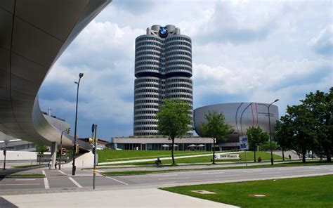 BMW博物館の観光情報作品料金行き方営業時間 HowTravel