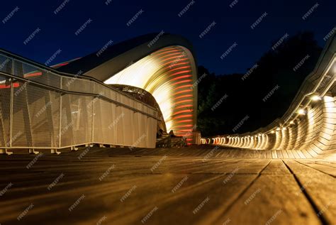 Premium Photo Night Light Henderson Wave