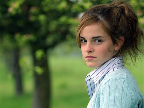 Emma Watson Hd Quality Wallpapers Hd Wallpapers Id 165
