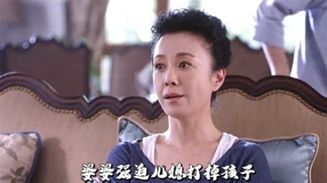婆婆强迫儿媳打掉孩子，亲家母得知上门理论，差点就被气晕倒地腾讯新闻