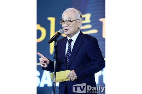 Kbs 故 이순재 예우 다한다 일반인 조문 공간 마련 [공식] Tv데일리