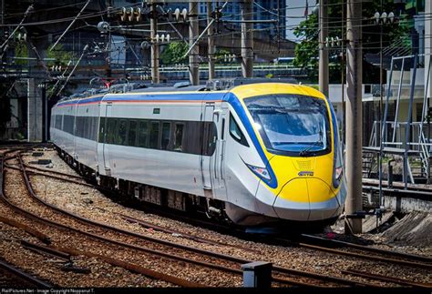 Railpictures Net Photo Ets206 Keretapi Tanah Melayu Berhad Ktmb Class 93 At Kuala Lumpur