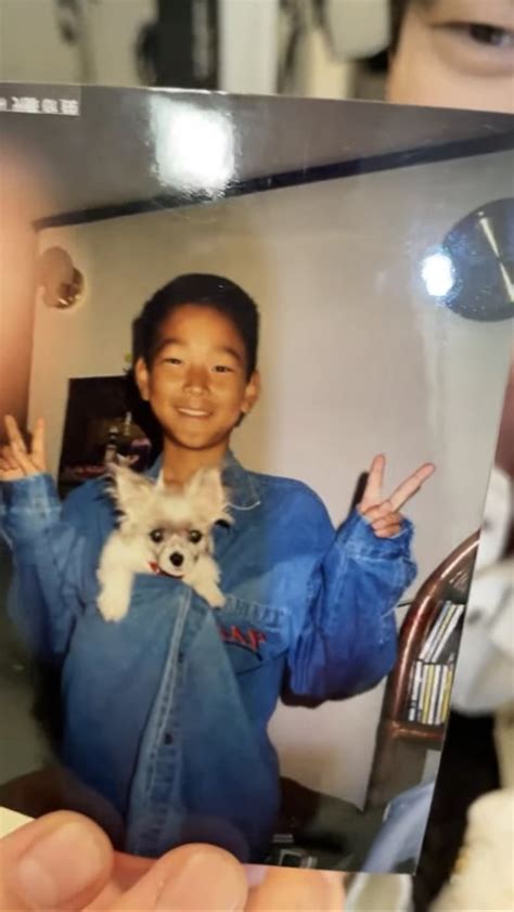 강동원이 공개한 어린시절 사진  연예이슈 수다방 네모판