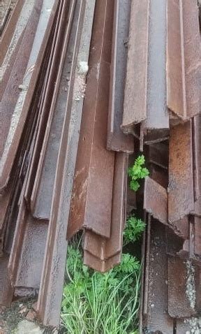 Продам б/у уголок стальной, 45х45х4 мм. Материал в отличном состоянии ...