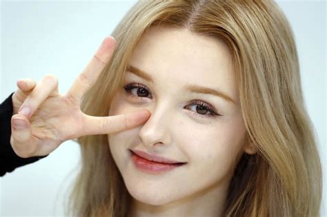 우즈벡이 낳고 한국이 키운 모델·크리에이터카리모바 엘리나 인터뷰 파이낸셜뉴스