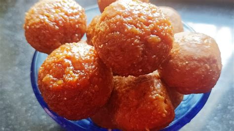 Narkel Naru Recipe In Bengali Coconut Laddu Recipe Youtube