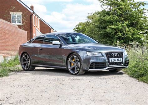 Lot 250 2011 Audi Rs5 Fsi Quattro V8