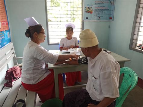 ထန်းတပင်မြို့နယ်၌ သွေးတိုး၊ ဆီးချို ရောဂါဝေဒနာရှင်များအတွက် ကျန်းမာရေးစောင့်ရှောက်မှုများ ဆောင်ရ