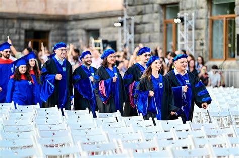 კავკასიის კავკასიის უნივერსიტეტი Caucasus University