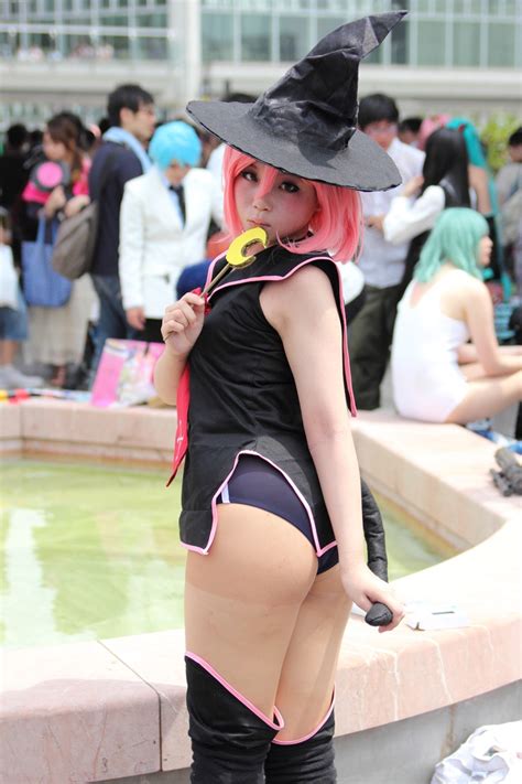 C82夏コミ二日目でちょっぴりエッチなコスプレしてる可愛いレイヤーさんまとめ みんくちゃんねる