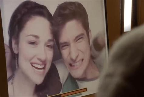 Pin Van توتا Op فراولا Video