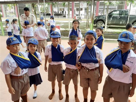 การปฐมพยาบาลเบื้องต้นโดยใช้ผ้าสา โรงเรียนชุมชนวัดห้วยร่วม Facebook