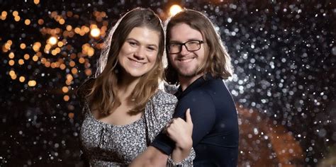 Anna Krueger And Noah Oosterhoffs Wedding Website The Knot