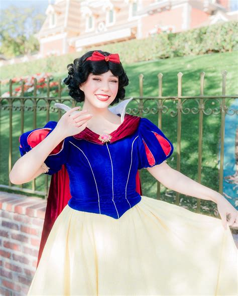 Becky Shes Beautiful Just Like An Angel” Disneyland Snowwhite