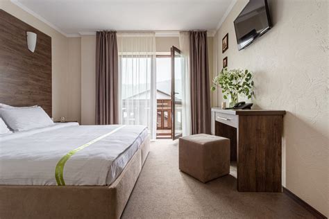 Стандарт з видом на гори Номери