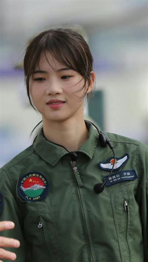 徐枫灿少尉真漂亮！什么样的小伙子才能配得上她？