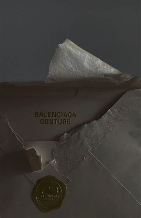 Пин на доске Mykindaaestheticbutitsmoderne Винтаж обложки вог