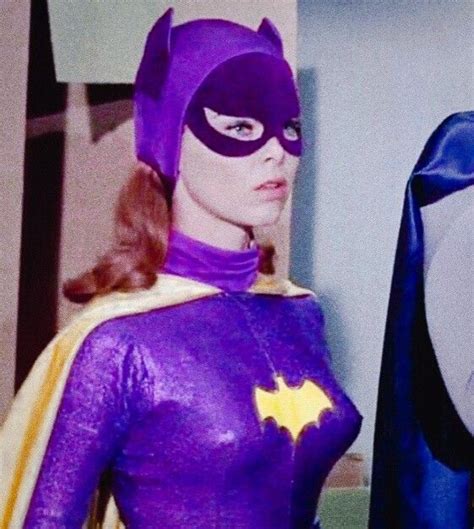 Pin By John Geiyer On Dc Comics Batgirl Batgirl Pictures Batgirl And