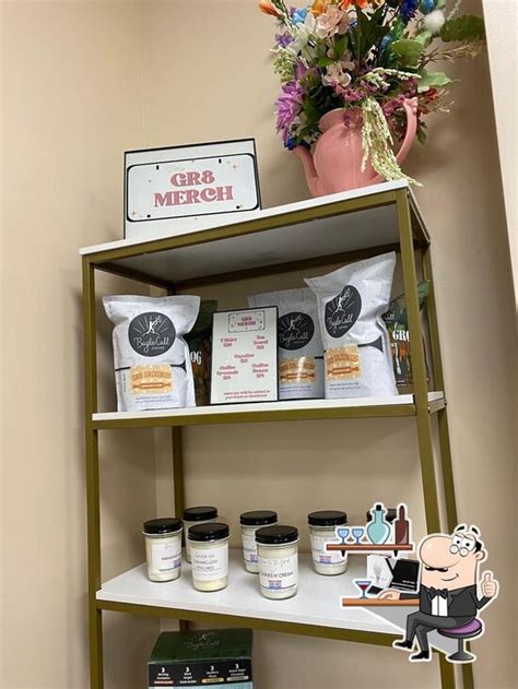 Gr8 Pies South Point Restaurant Menu Prices And Reviews