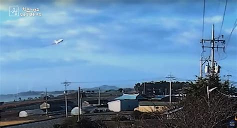 랜딩기어 왜 안 내려왔나 창