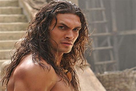 Jason Momoa Says He Cant Shoot Aquaman 2 Because He Got Run Over By A Bulldozer