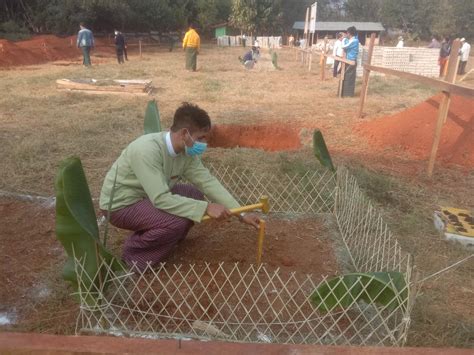 မိုင်းစံမြို့အခြေခံပညာ အထက်တန်းကျောင်း တည်ဆောက်မည့် မြေနေရာပန္နက်ရိုက်ခြင်း ဆောင်ရွက