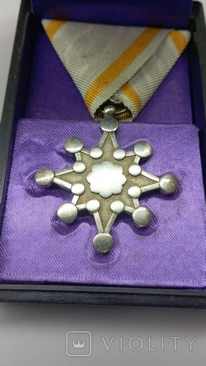 Орден священного сокровища 8 степ 2 я мировая 112660878 купити Violity