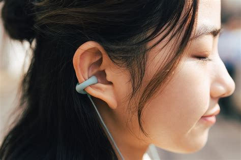 有線モデル Sound Earcuffsをリニューアル 11月15日より先行予約を開始 Ambie Store
