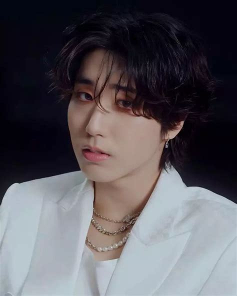 Chat With Han Ji Sung Enjoy Free Ai Character Roleplay Flowgpt