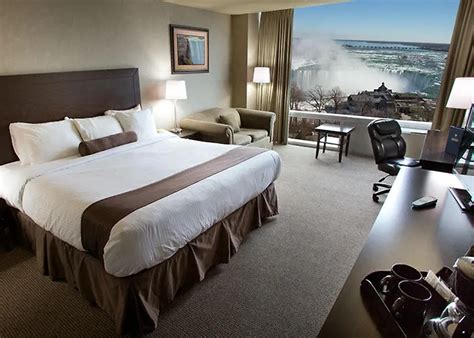 The Oakes Hotel Overlooking The Falls • Spa Salon