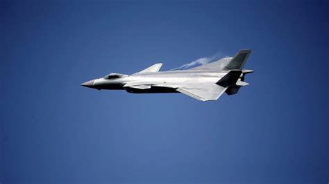 China Presentó La Nueva Y Temible Arma De Su Fuerza Aérea El Caza