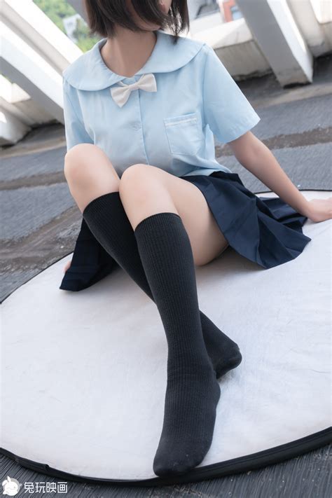 Video De Conejo C Falda De Uniforme De Absolute Realm V Ph