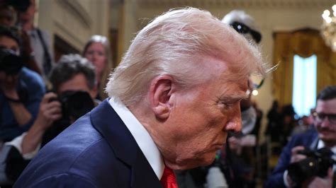 Trump Flaunts Two Toned Disaster Do And Splotchy Tan Fail That Makes Us