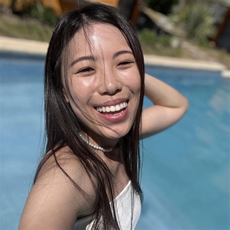 Arin Kim Manitas Felices