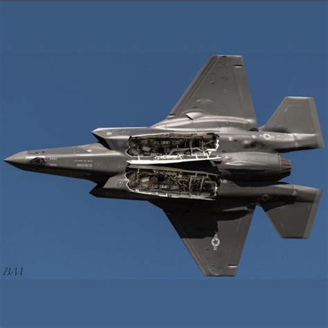 F 35 Undercarriage Open Weapons Bay Doors Rfighterjets