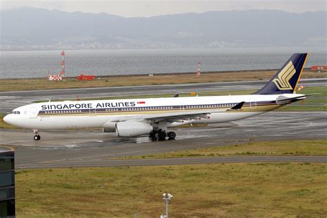Singapore Airlines Fleet Airbus A330 300 Details And Pictures