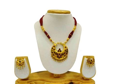Assamese Jewellery Keru Pendant With Earings Online Mugasilk