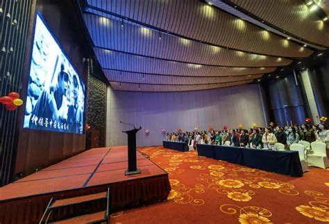 “巾帼心向党 奋斗新征程”——广西国际博览集团开展2021年“三八”国际妇女节主题活动 集团动态 广西国际博览集团